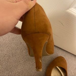 dexflex comfort | Shoes | Dexflex Comfort Brown Faux Suede Heels Wide ...